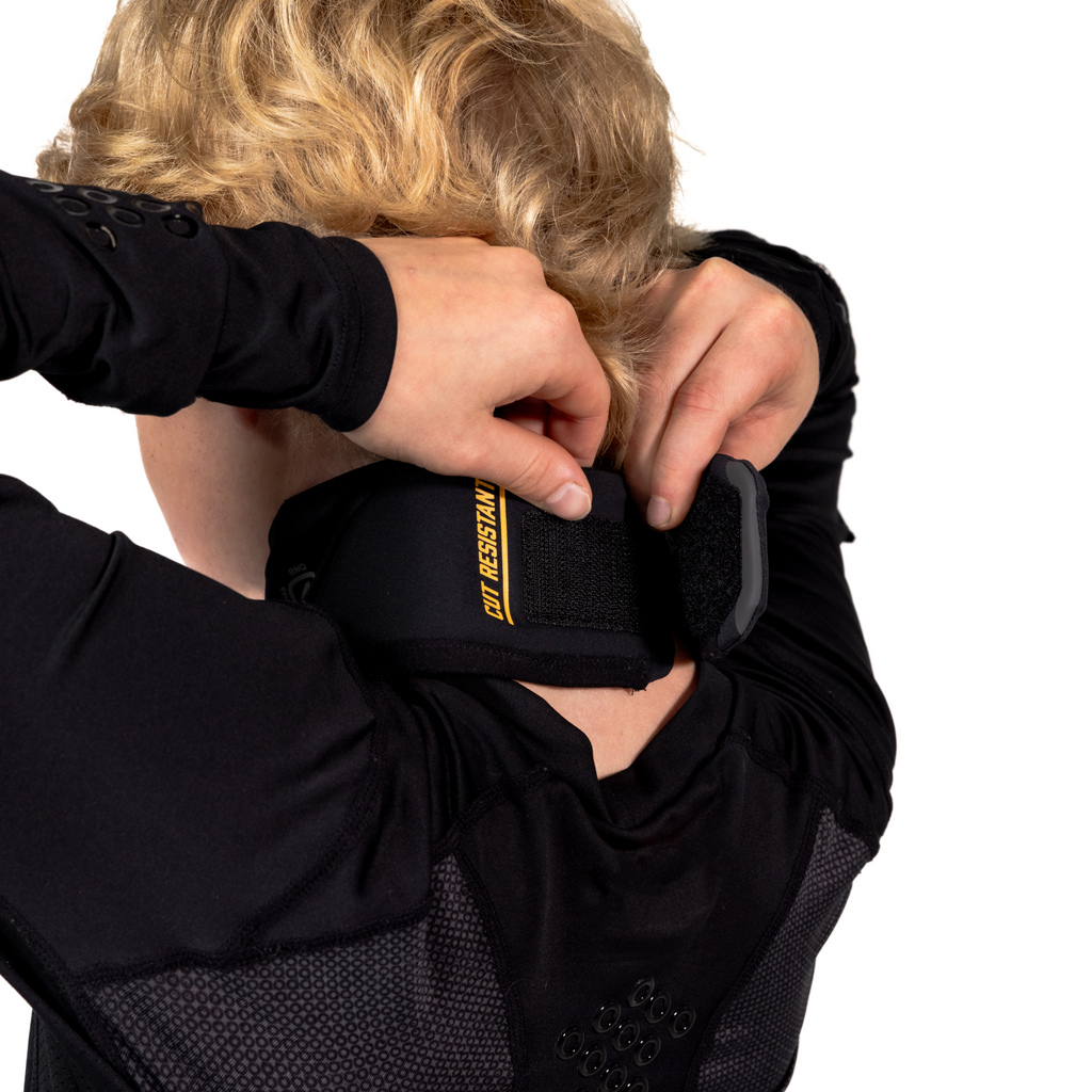 TILO Neck Guard - SR/JR – WARROAD